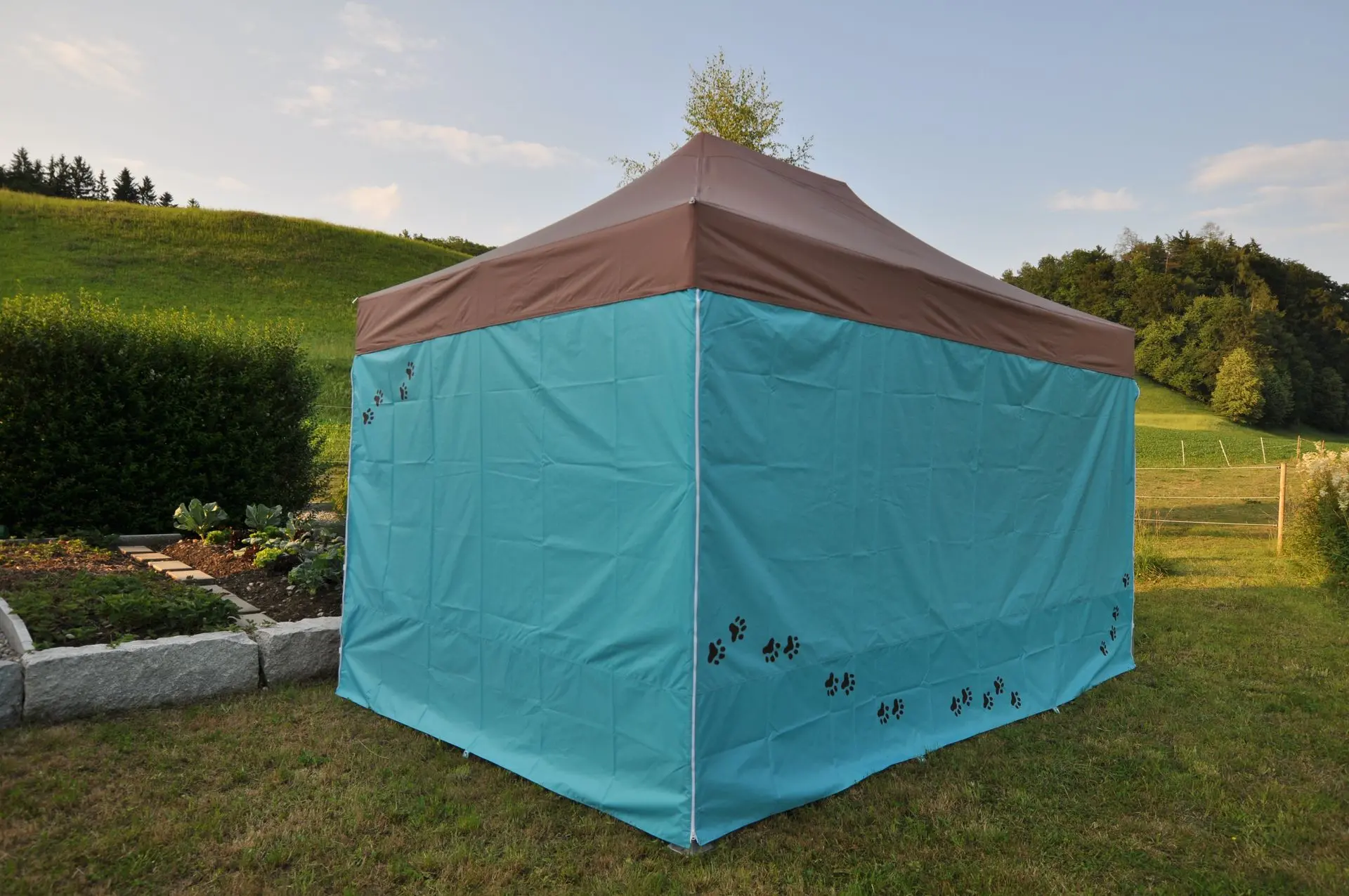 Which folding tent is right for me? A size comparison with tips ...